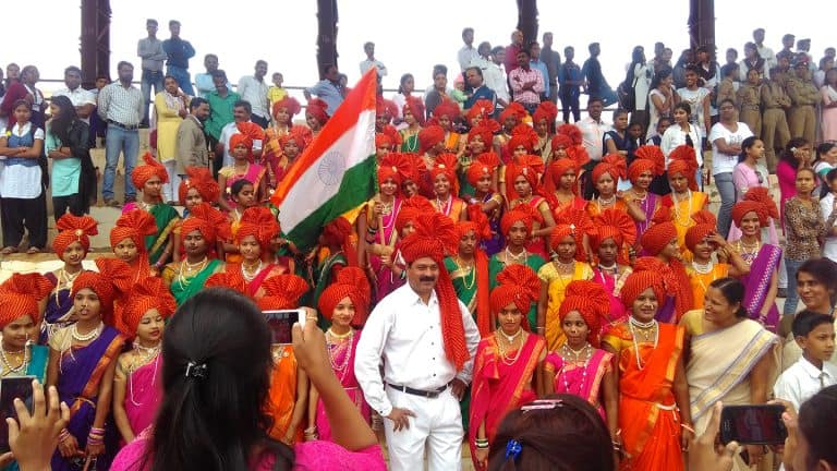 Holiday Traditions In India : 9 Must-Know Customs