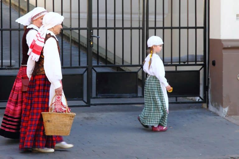 Traditional Lithuanian Clothing: 5 Insights On Roots And Customs