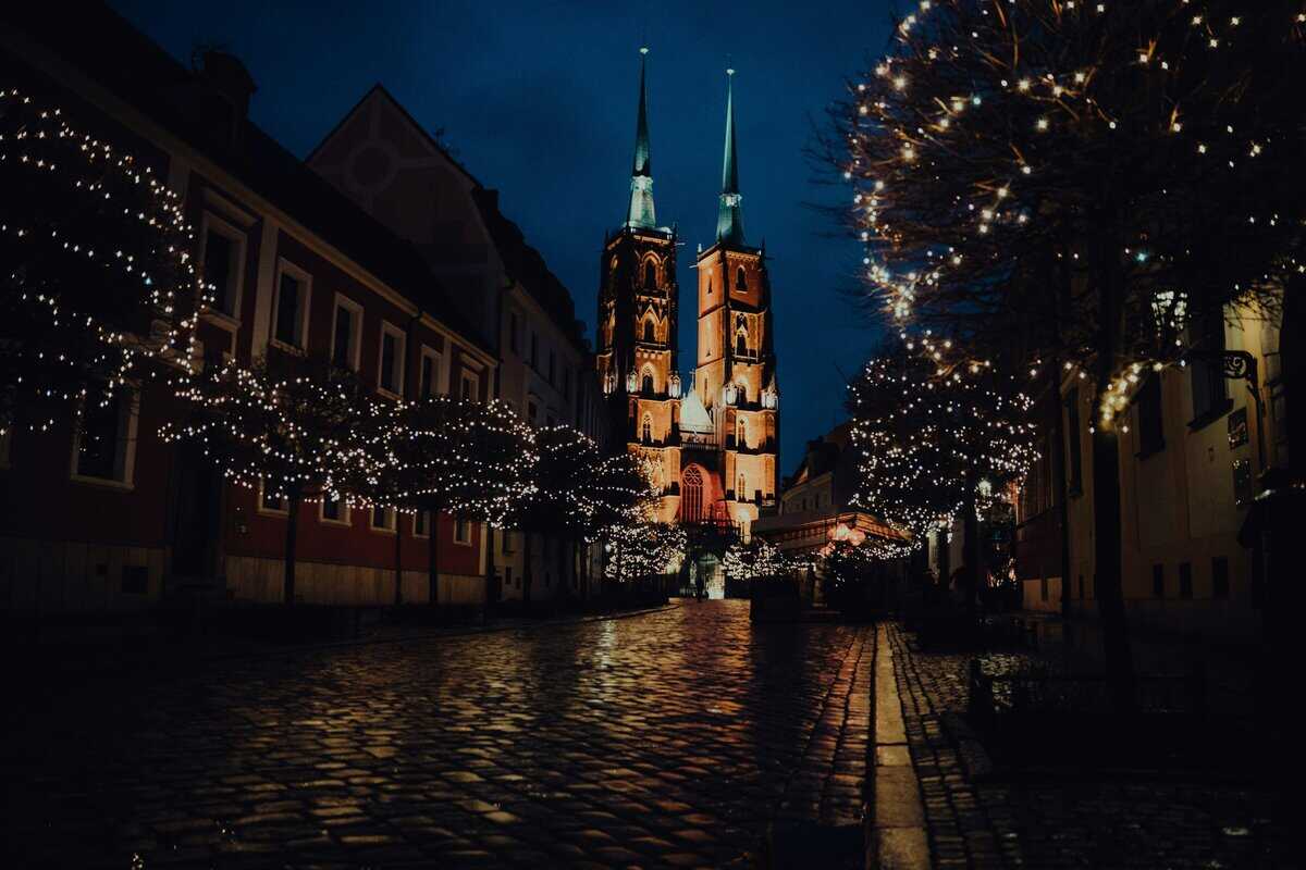 Polish Christmas: 7 Timeless Traditions You Should Know