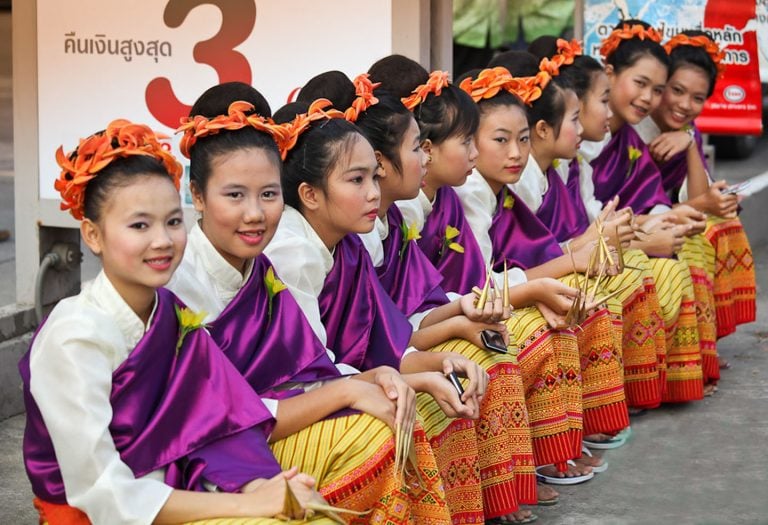 What Do Thai People Look Like? 4 Fascinating Aspects