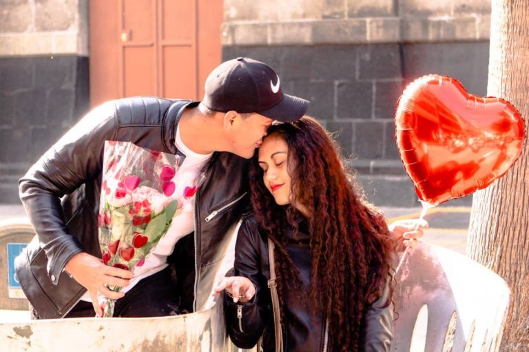 Dating In Mexico: 8 Cultural Dating Insights