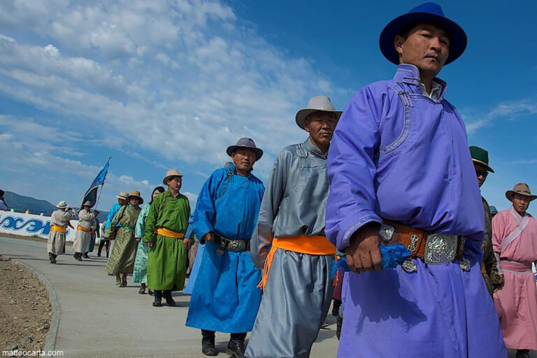 Mongolian Traditional Clothes: 10 Timeless Garments That Define A Culture