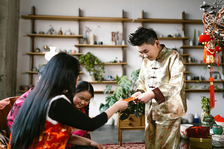 Chinese Greetings: 9 Occasions To Speak Like A Native