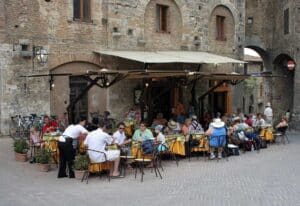 Hello In Italian: 9 Essential Greetings And More Ways To Say Hi