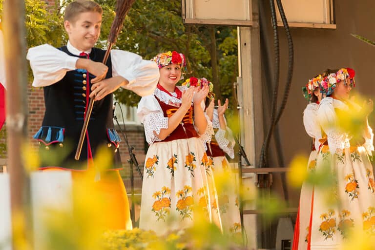 Hello In Polish: 9 Ways To Greet And More About Polish Etiquette