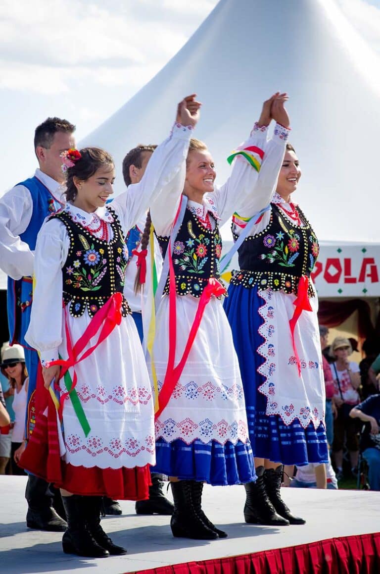 Hello In Polish: 9 Ways To Greet And More About Polish Etiquette