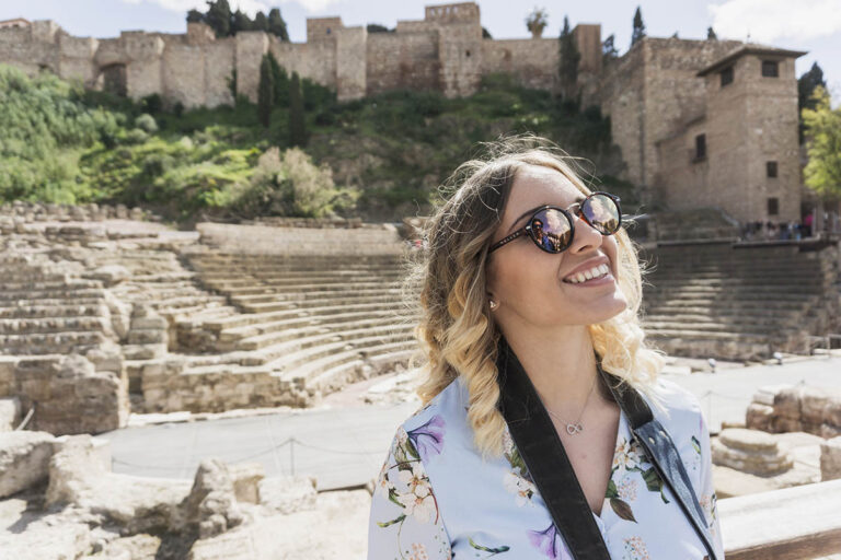Hello In Greek: 9 Essential Phrases For Beginners And More
